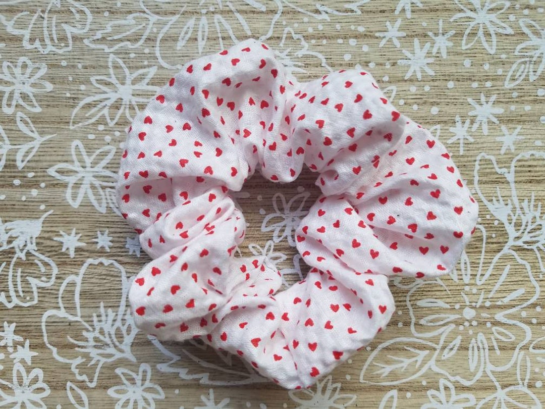 White Heart Scrunchie-Día de San Valentín - Etsy España