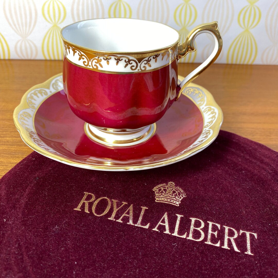 Royal Albert China Teacup and Saucer, Raspberry Red Tea Cup and Saucer ...