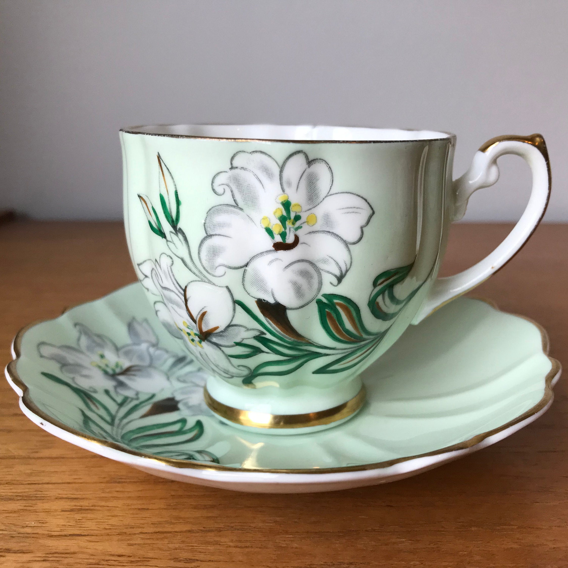 Easter Lily Tea Cup and Saucer Pastel Green Teacup and - Etsy Canada