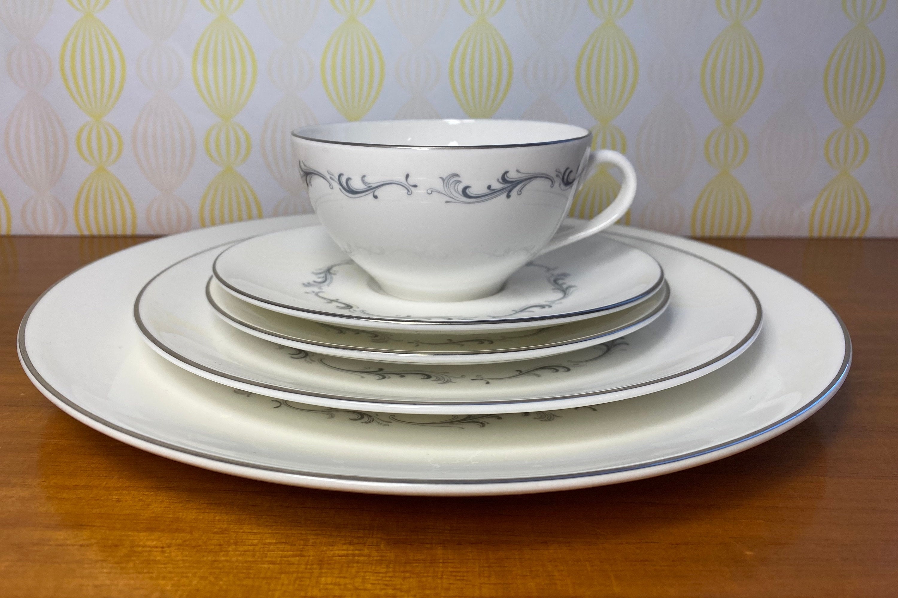 Coronet Dinnerware - Etsy Coronet Dinnerware - Etsy