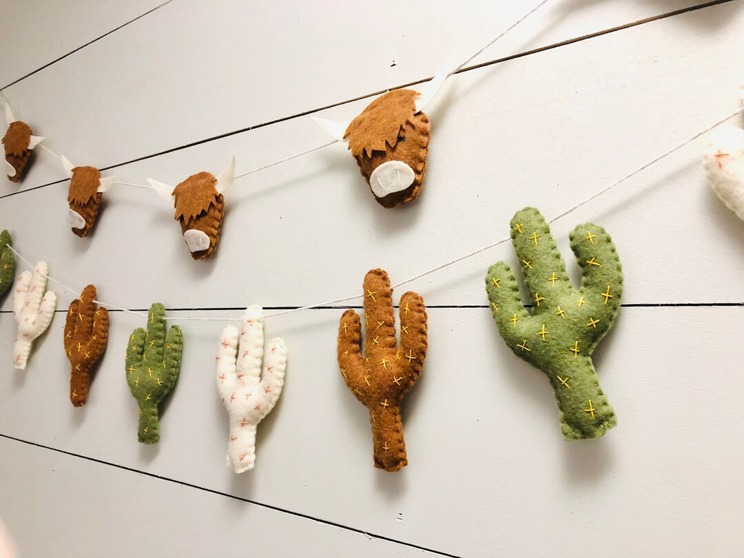 Highland Cow Saguaro Cactus Decor, Highland Cow Garland, Cactus Cattle ...