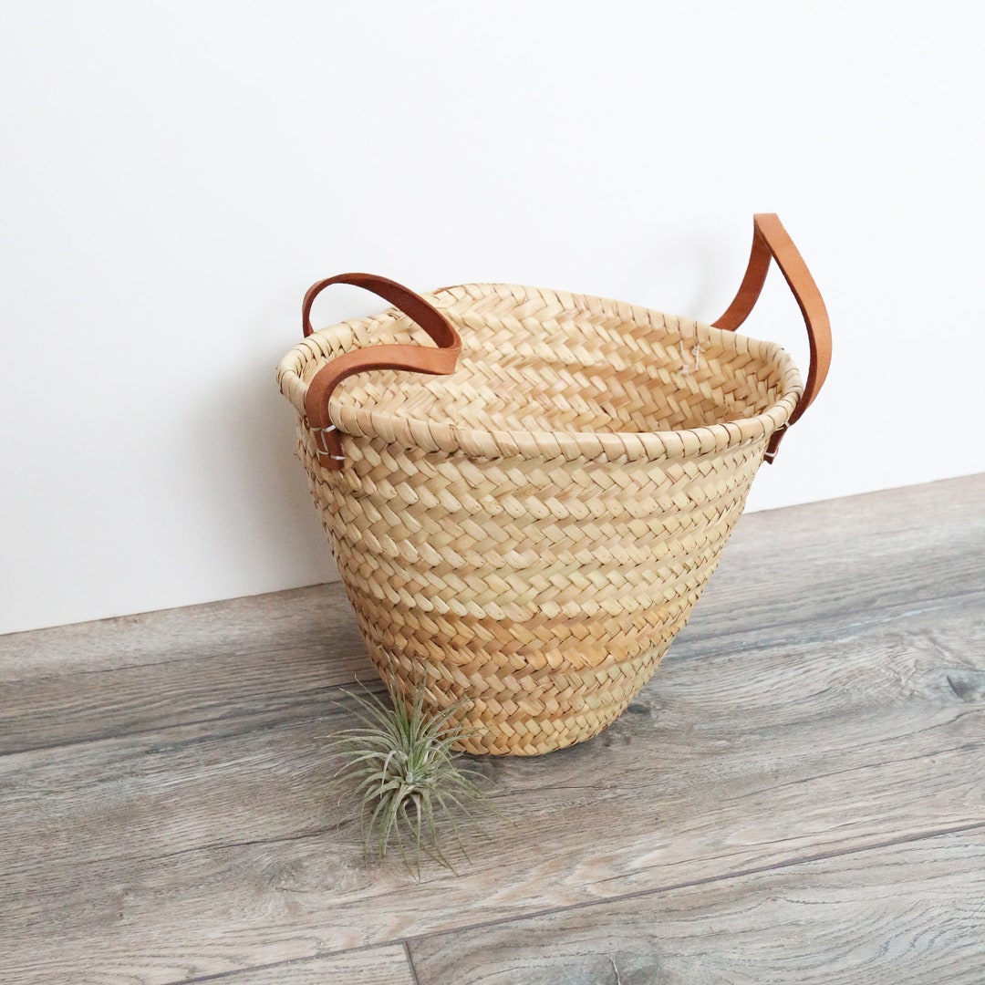 Small Round Straw Bag, Woven Straw Basket Leather Handles, Small Beach ...