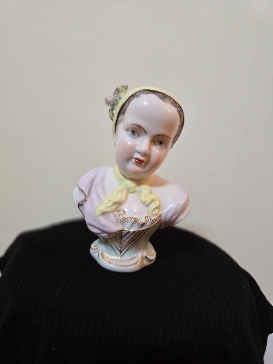 Porcelain Victorian Bust - Maiden With Floral Bonnet - Sitzendorf - Etsy