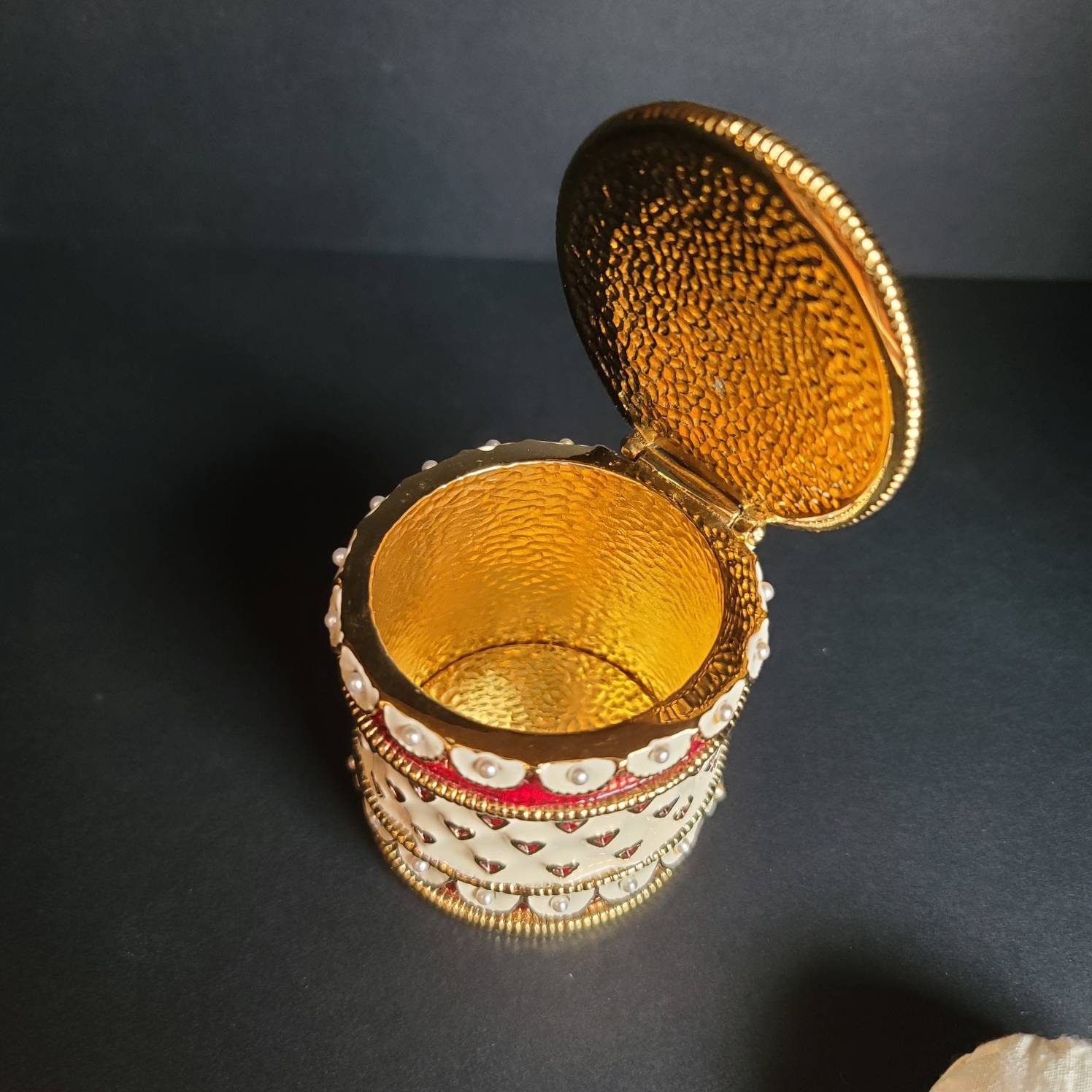 Wendy Reed 14k Trinket Box Adorned With Swarovski Crystals- "danielle ...