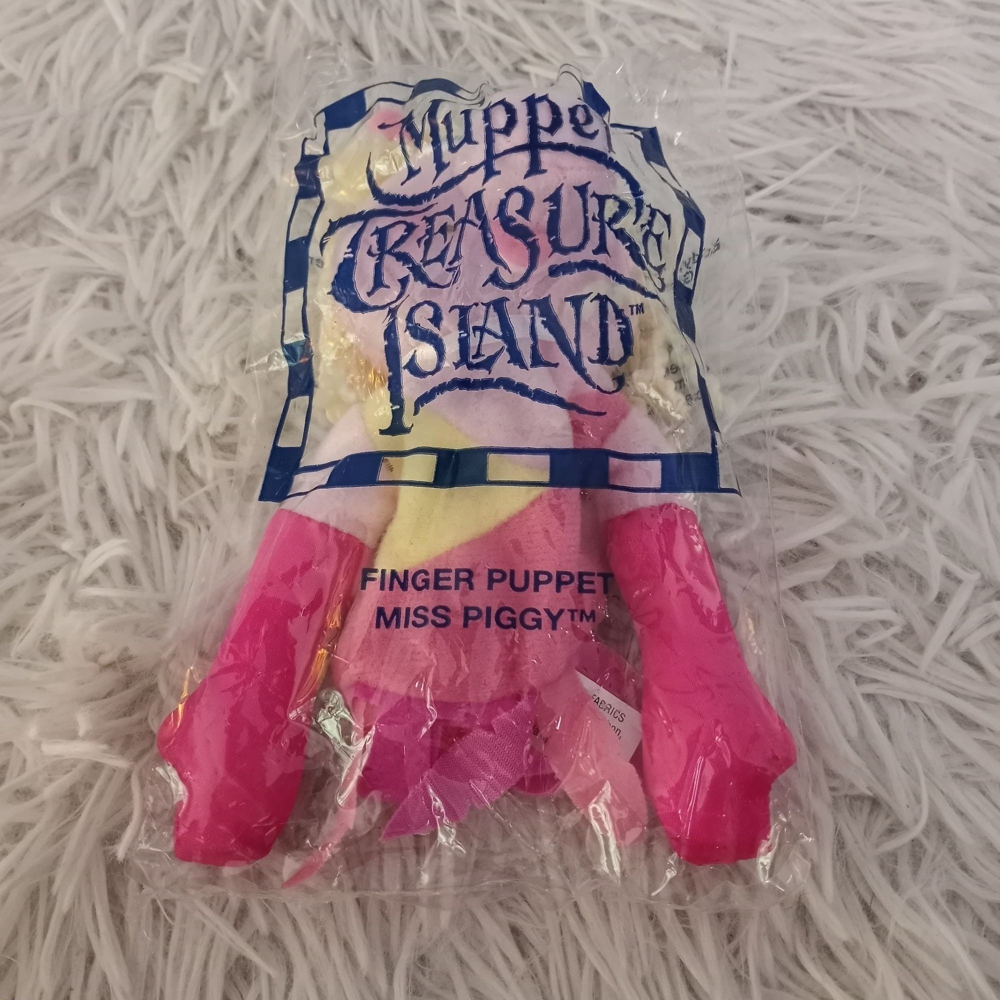 TREASURE Island Finger Puppet Miss Piggy Avon 1996 New in Bag - Etsy