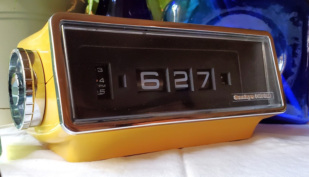 Sankyo Digi-glo 501 Mustard Cyclometer Flip Clock Space Age - Etsy
