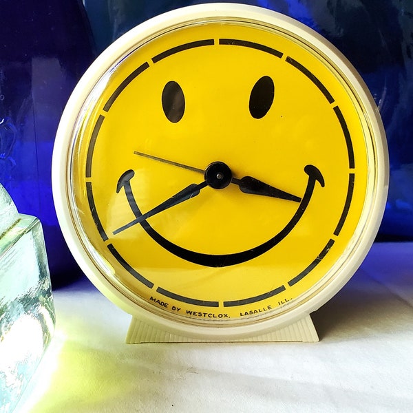 Smiley Face Clock - Etsy