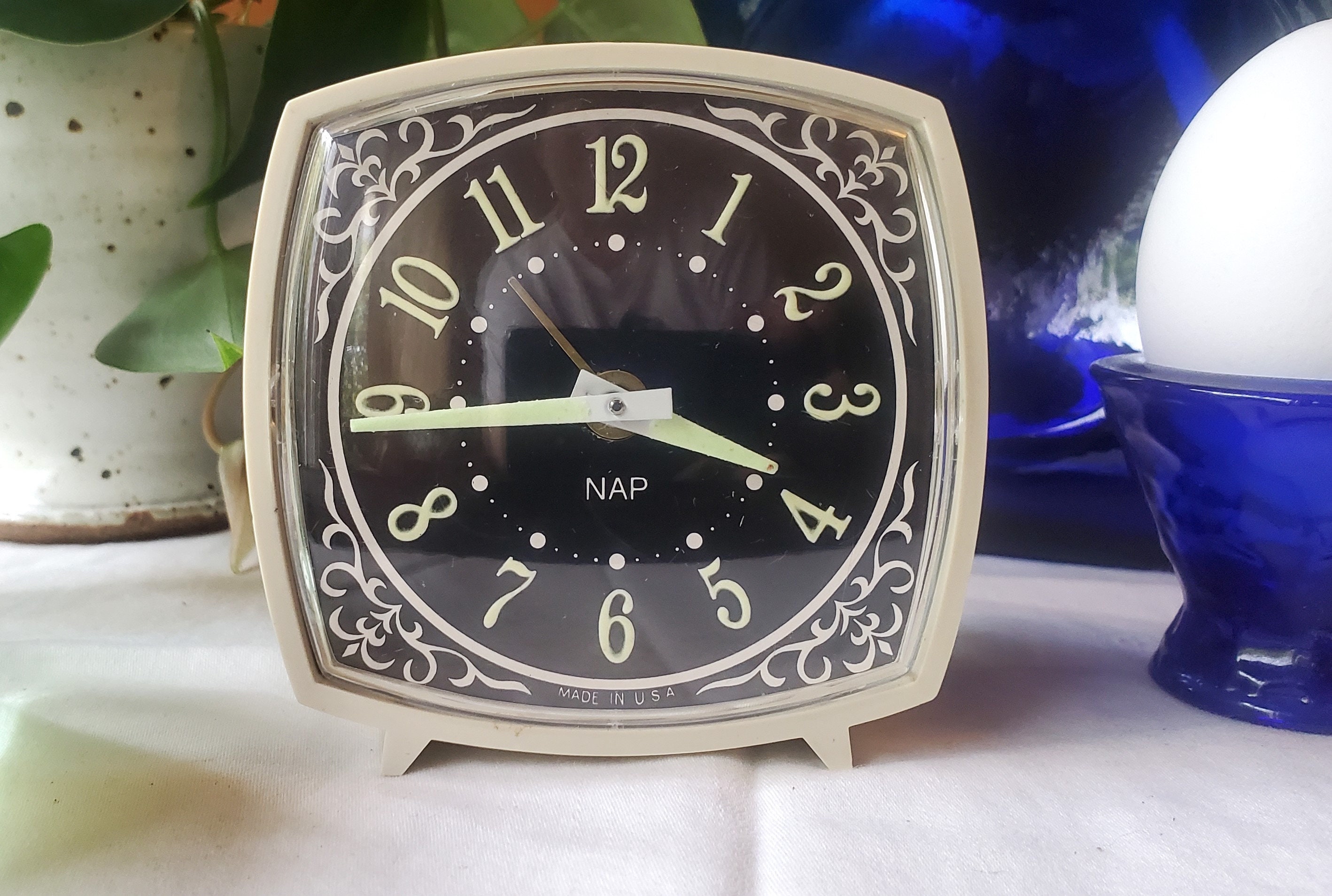 Westclox nap Black and White Mod Keywound Alarm Clock 1970s - Etsy