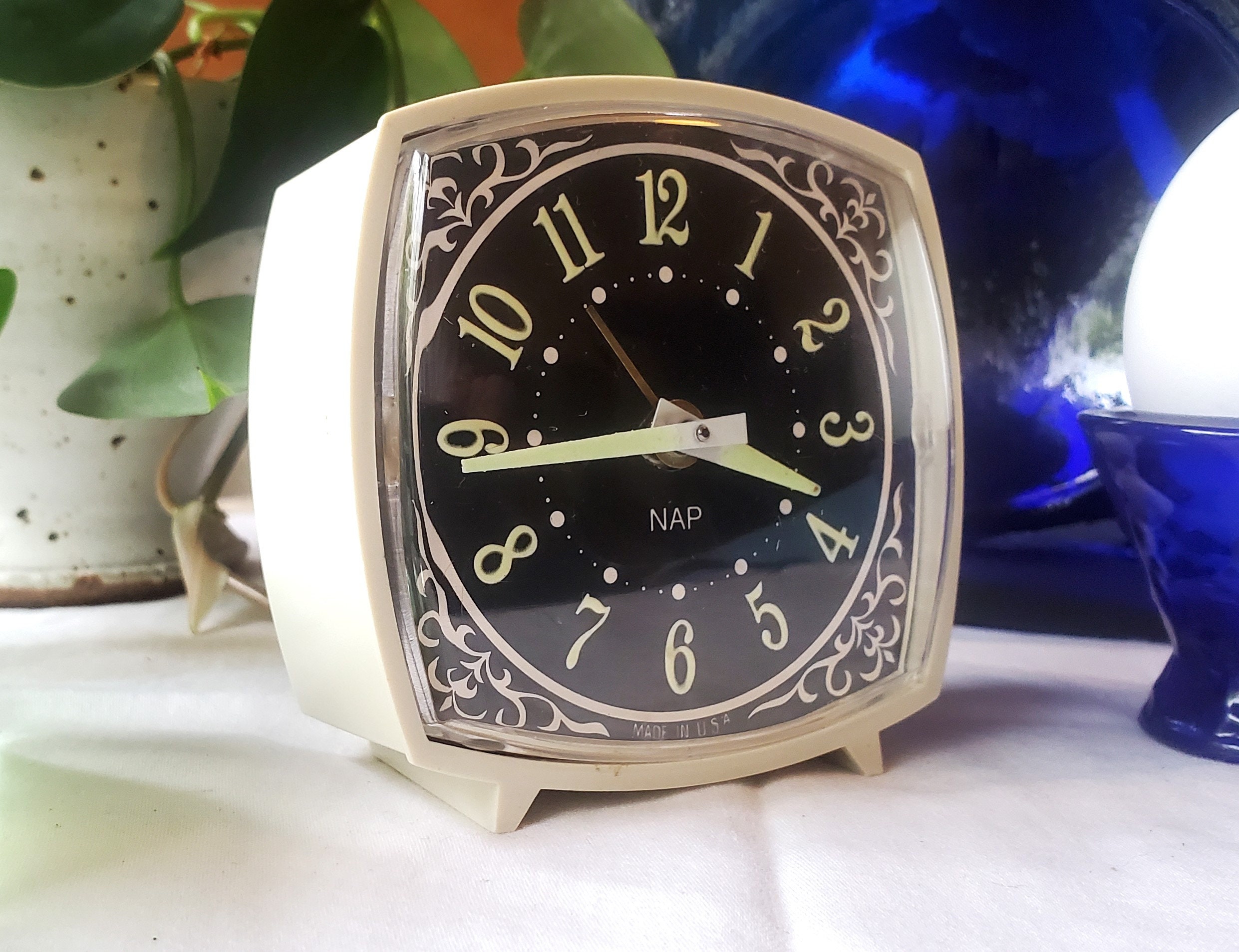 Westclox nap Black and White Mod Keywound Alarm Clock 1970s - Etsy