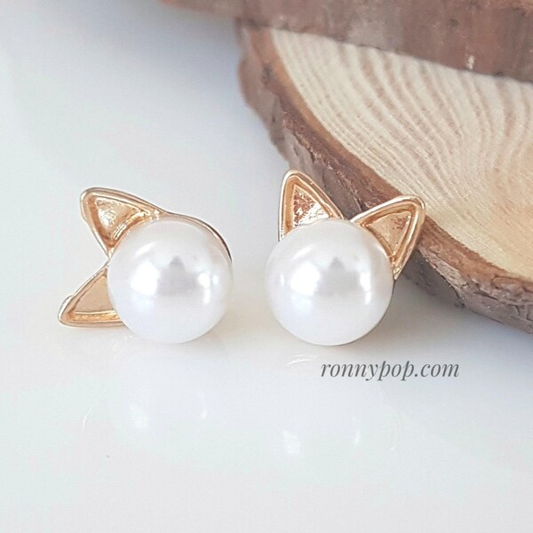 Cat Pearl Earrings - Etsy