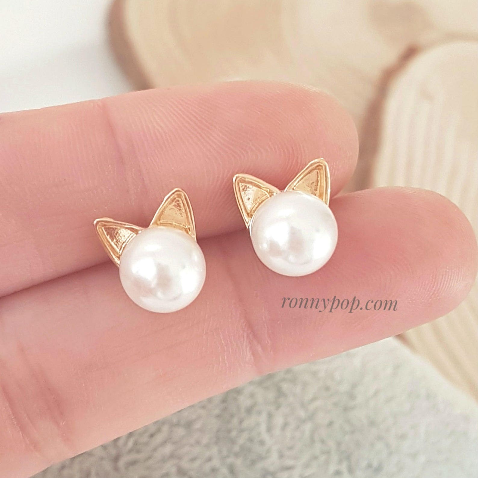 Pearl Cat Earrings Cat Jewelry Gold Jewelry Dainty - Etsy