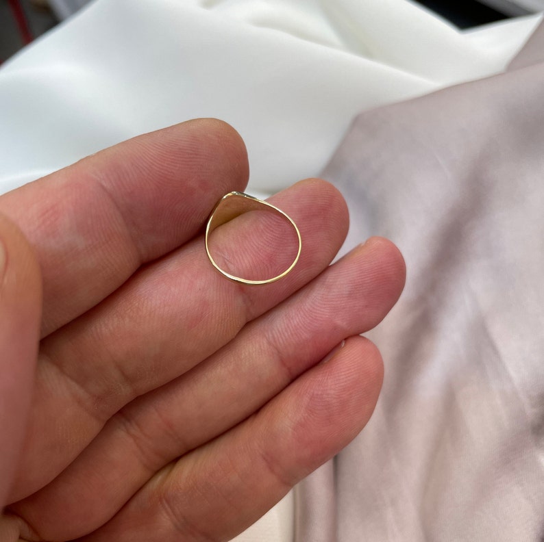 9CT Yellow Gold Oval Signet Ring - Maiden's Gift - Etsy