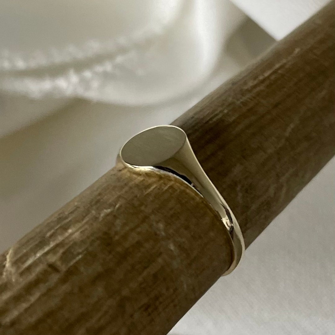 Genuine 9CT Yellow Gold Babies Ring - Babies' Plain Oval Signet Ring A ...