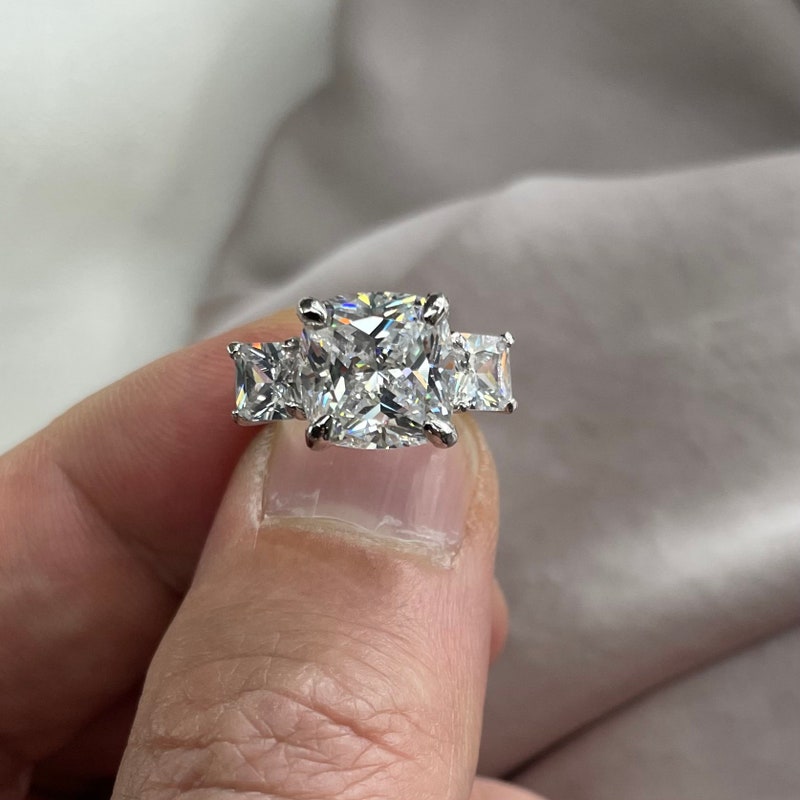 4 Carat Round Cubic Ring - Etsy UK
