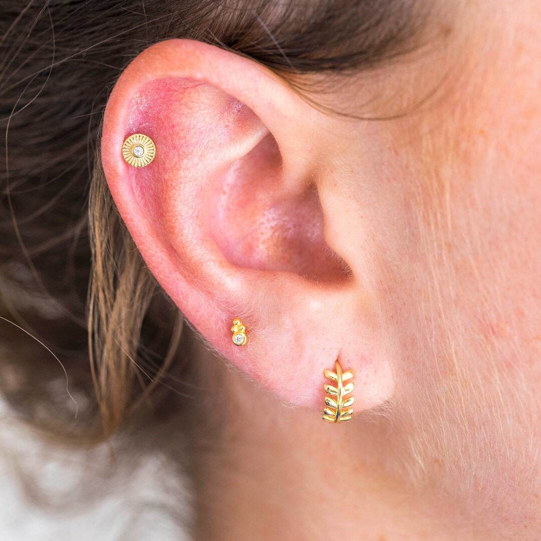 Dainty Sun Piercing Minimalist Gold Sun Earrings Sun Stud - Etsy