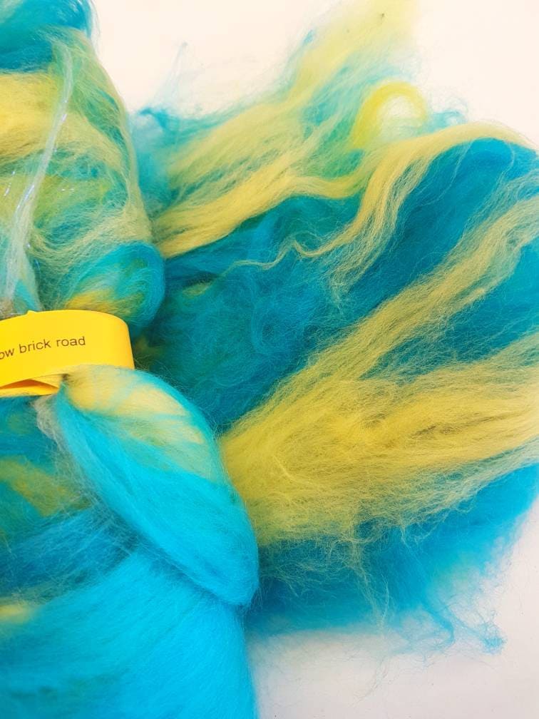 Wizard of Oz Handspun Yarn / 4 the Yellow Brick Road / Blue / - Etsy UK