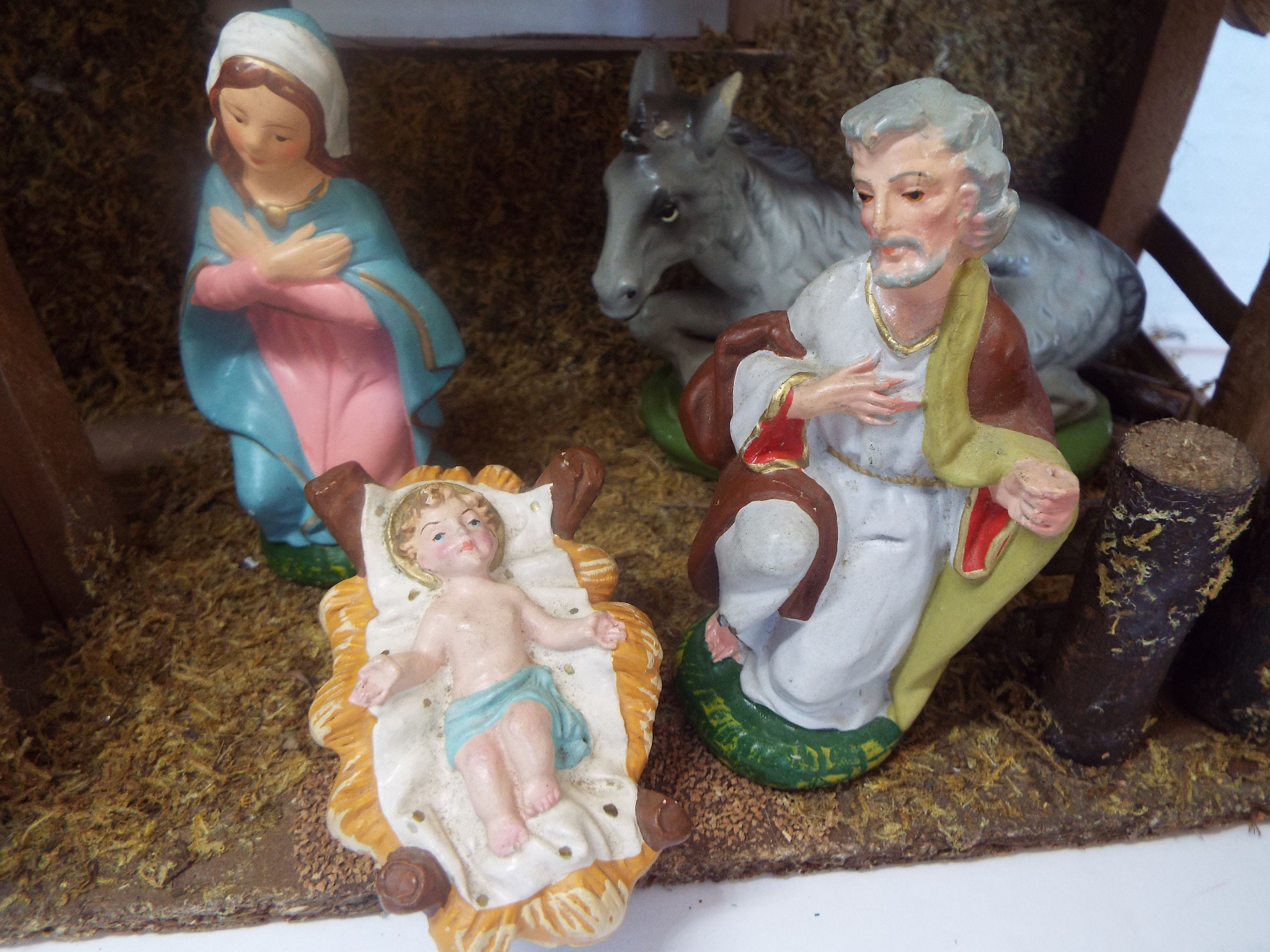 11 Pieces Italian Nativity Set Figurines Wood10" X 15" Stable Creche ...