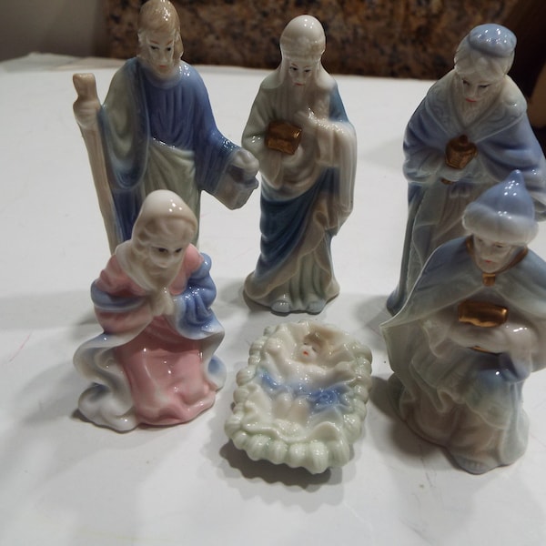 Porcelain Nativity - Etsy