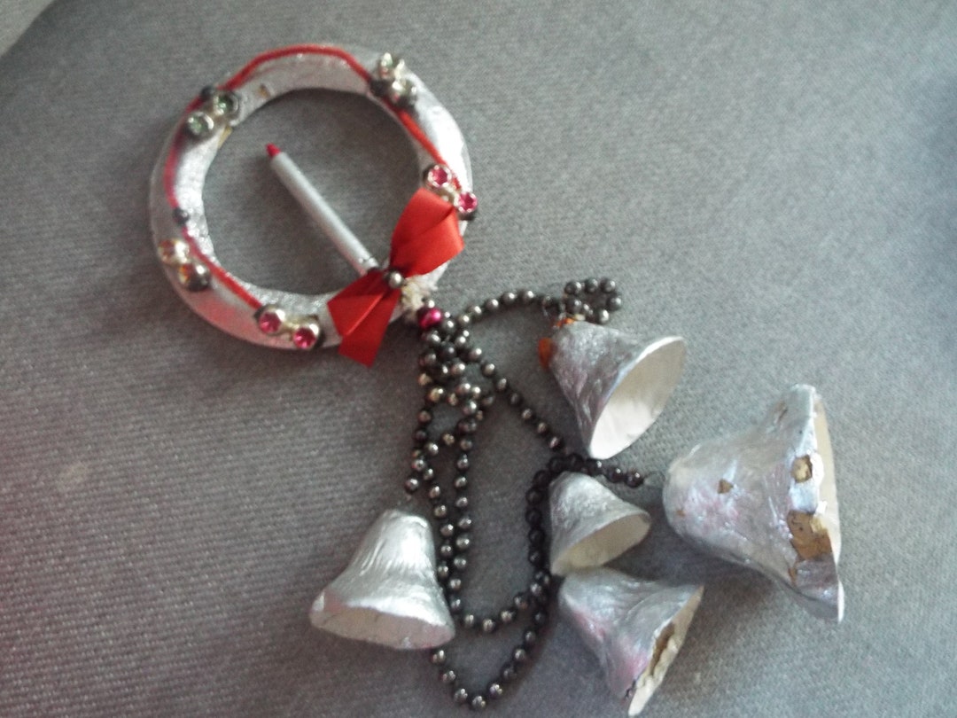Vintage Hanging Foil Christmas Wreath 5 Bells Mercury Glass Hanging ...