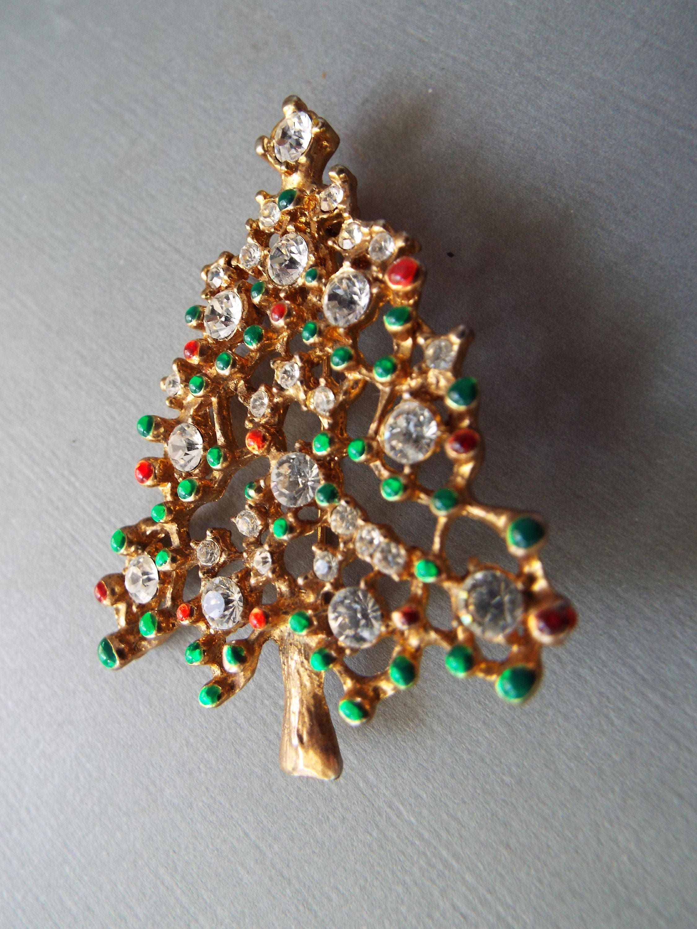 Vintage Christmas Tree Pin Multi Color Rhinestones Clear Red Green ...