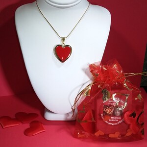 LOCKET Red and Gold Heart Shaped Photo Locket keepsake Locket Gift for ...