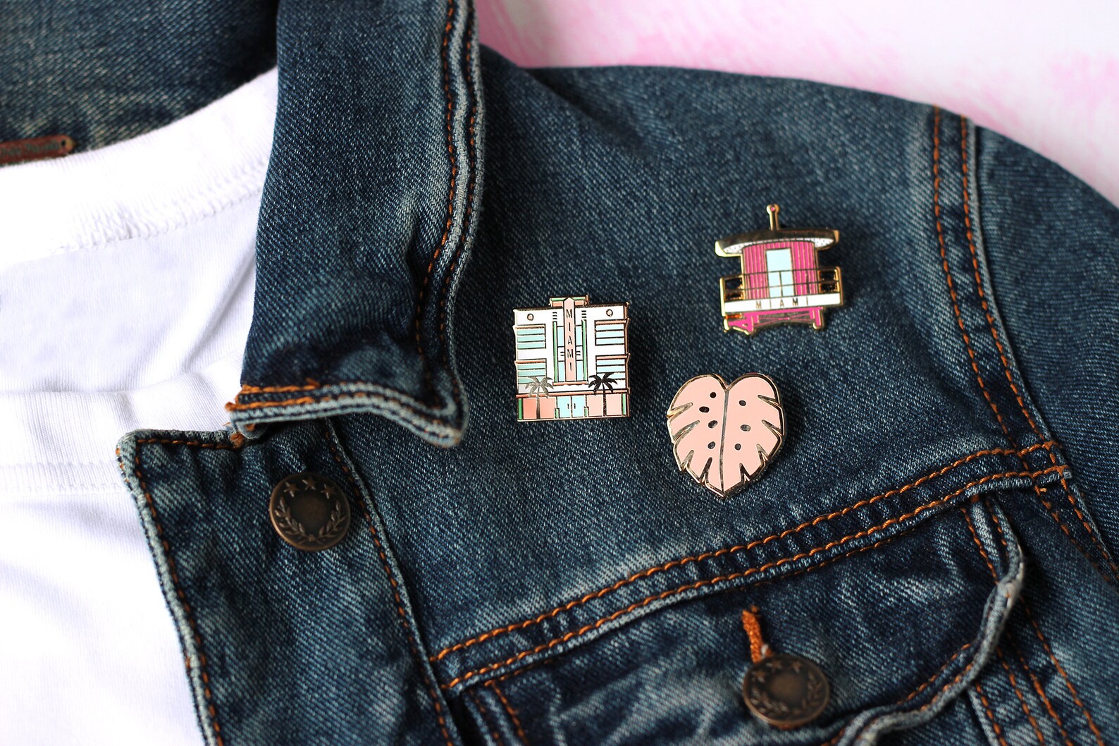 Miami Art Deco Building Enamel Pin - Etsy