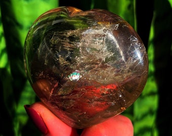Girasol Quartz Crystal Tower With Rainbows for Healing & Magnifying ...