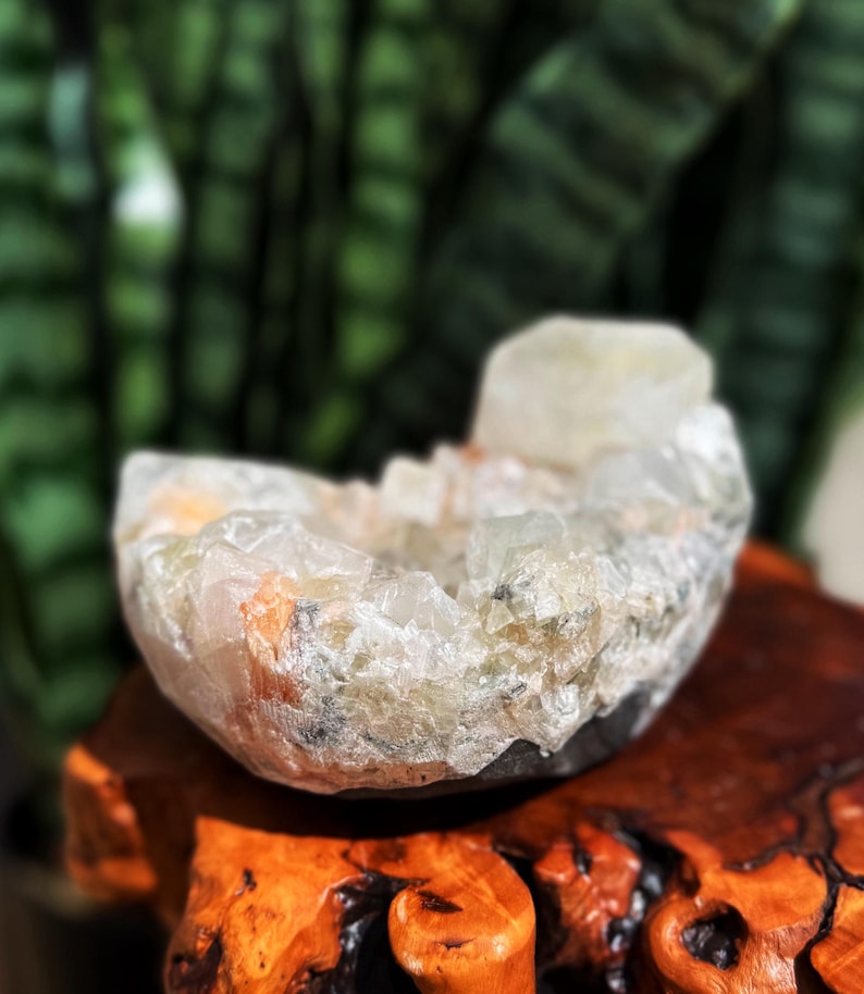 Apophyllite & Stilbite Geode - Healing Crystal - Apophyllite Crystal ...