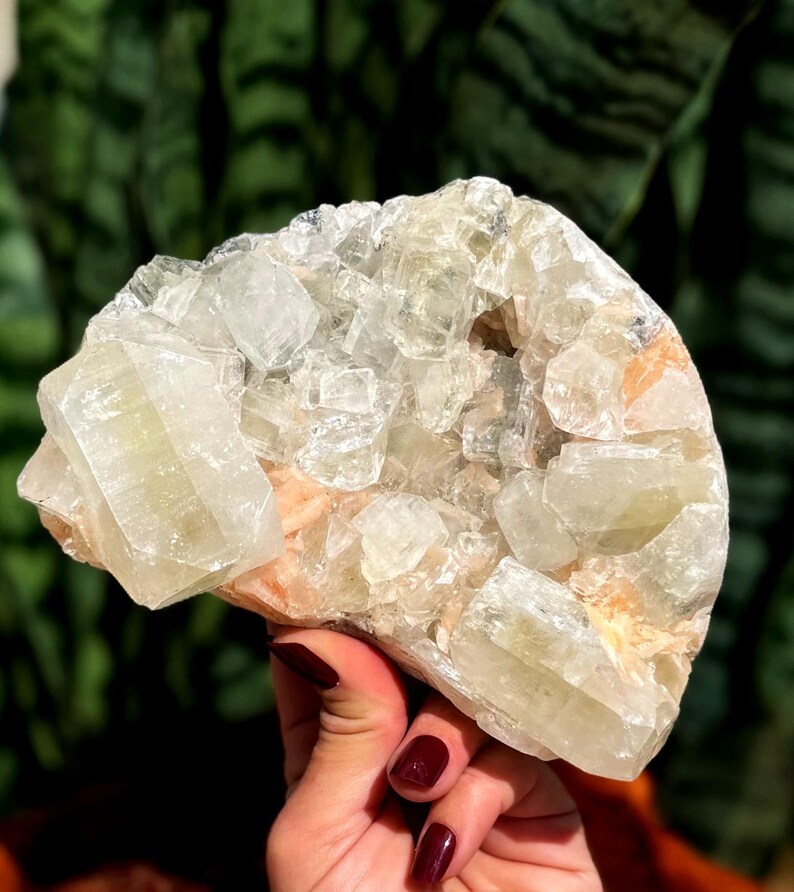 Apophyllite & Stilbite Geode - Healing Crystal - Apophyllite Crystal ...