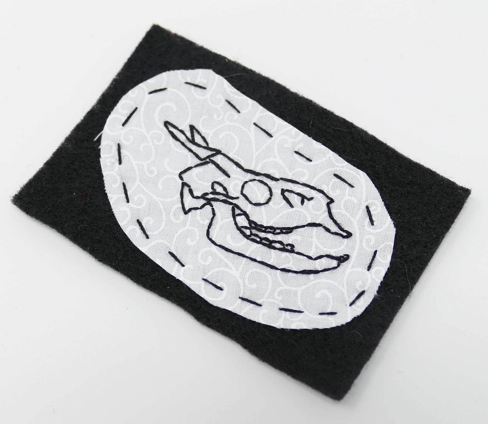 Embroidered Black and White Deer Skull Patch - Etsy UK