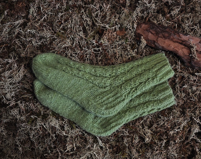 Sustainable Mint Green Cable Knit Socks / Dyed With Plants / Small Size ...