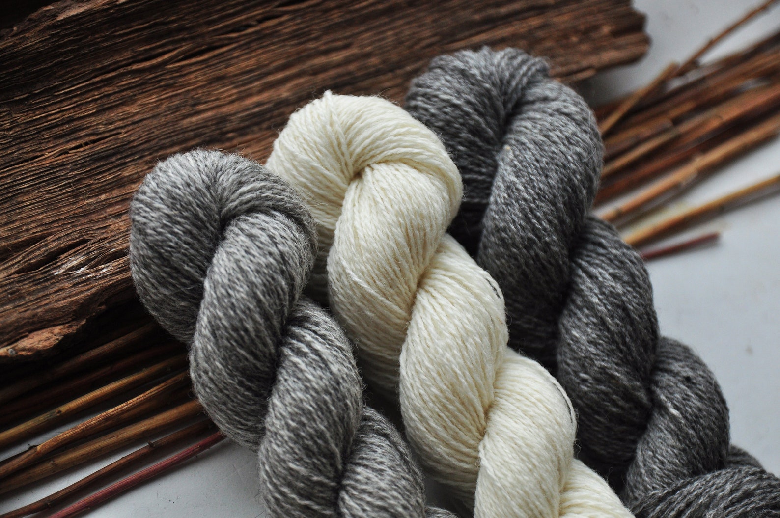 Undyed Dark Grey Knitting Yarn - Etsy