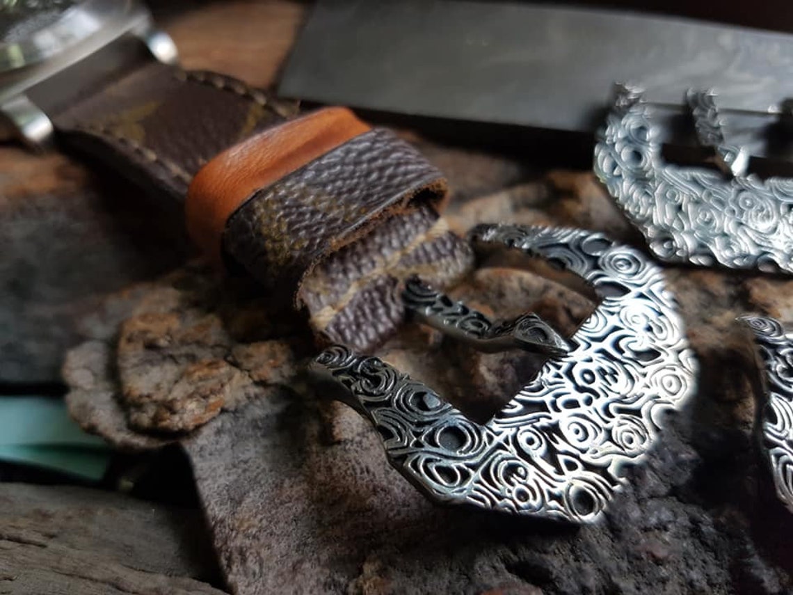 Handcraft Custom Made BUCKLES 24 26 28 Mm DAMASCUS Texture | Etsy