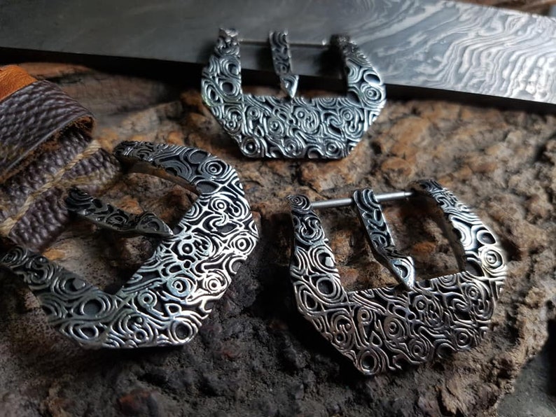 Handcraft Custom Made BUCKLES 24 26 28 Mm DAMASCUS Texture | Etsy