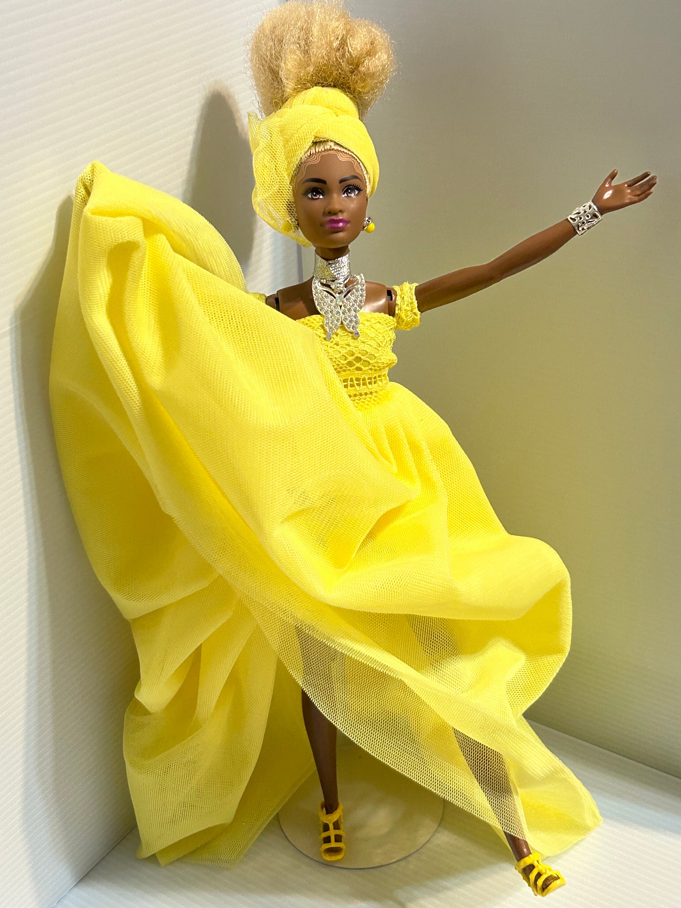 African American Fashionistas Barbies - Original Slim Blue Lips Barbie ...