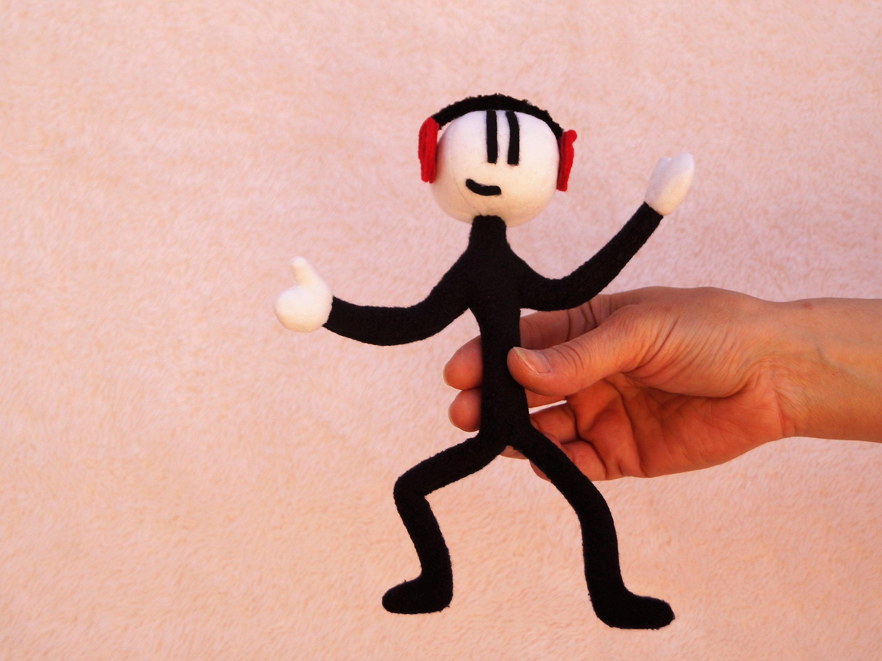 Henry Stickmin 9" Toy on a Wire Frame, With Headphones ( Inofficial ...