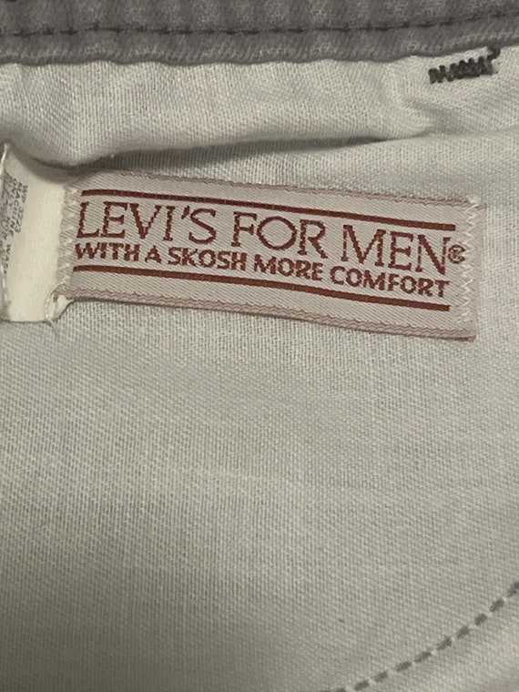 Grey “Levi’s for Men With a Skosh More Comfort” 34x30 - Gem
