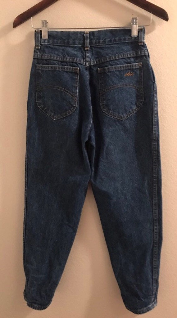 1980's High Waisted Dark Blue Chic Jeans - Gem