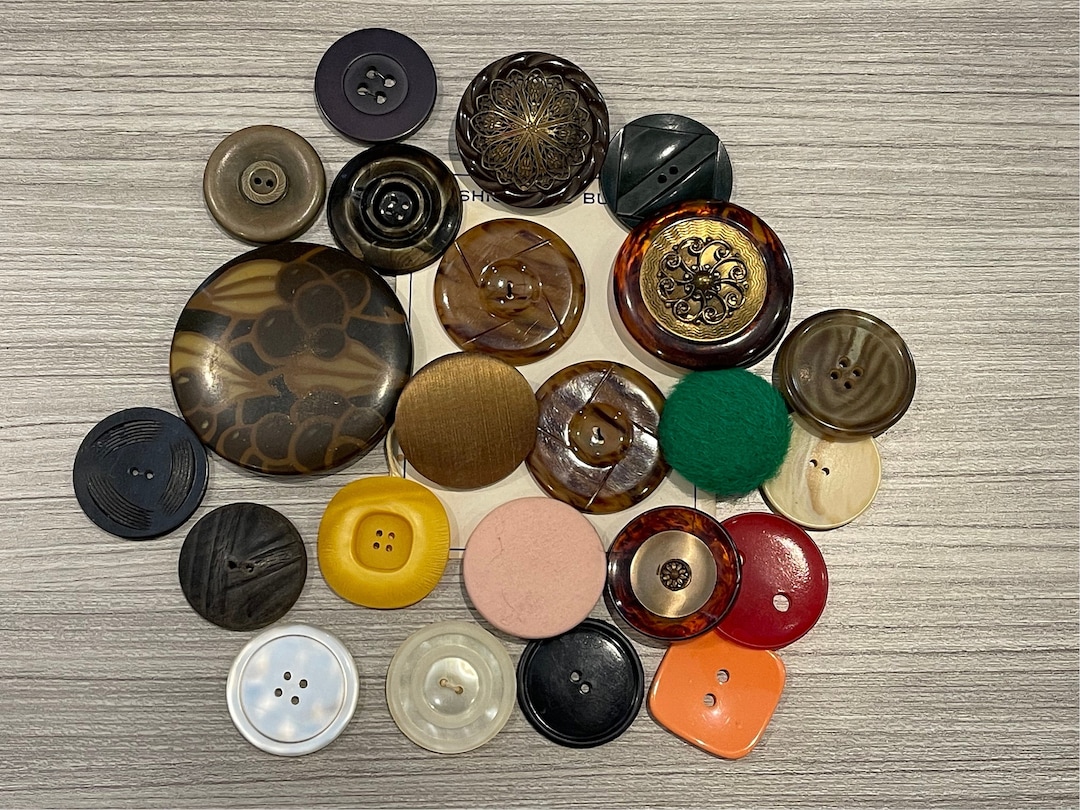 Two Dozen Extra Large Buttons - Etsy