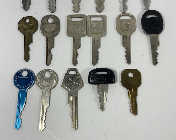 17 Vehicle / Car Keys Ford, GM, Chrysler, Honda, Spare Tire Key - Etsy