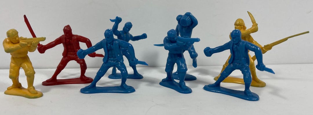 Vintage Set of Pirate Plastic Toy Play Figures - Etsy