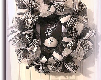 San Antonio Spurs Wreath Fans Only!! Spurs Wreath Home Office Decor ...