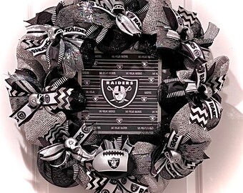 Raiders Wreath - Etsy