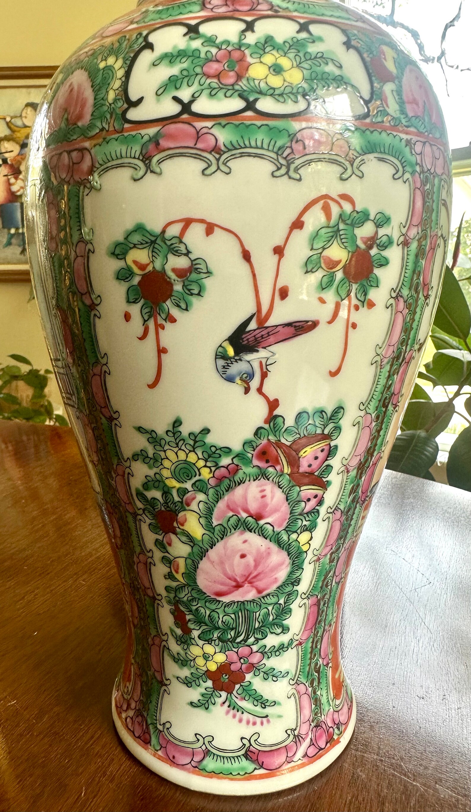 Vintage Large Asian Vase People Flowers in the Garden Gold Embellished ...
