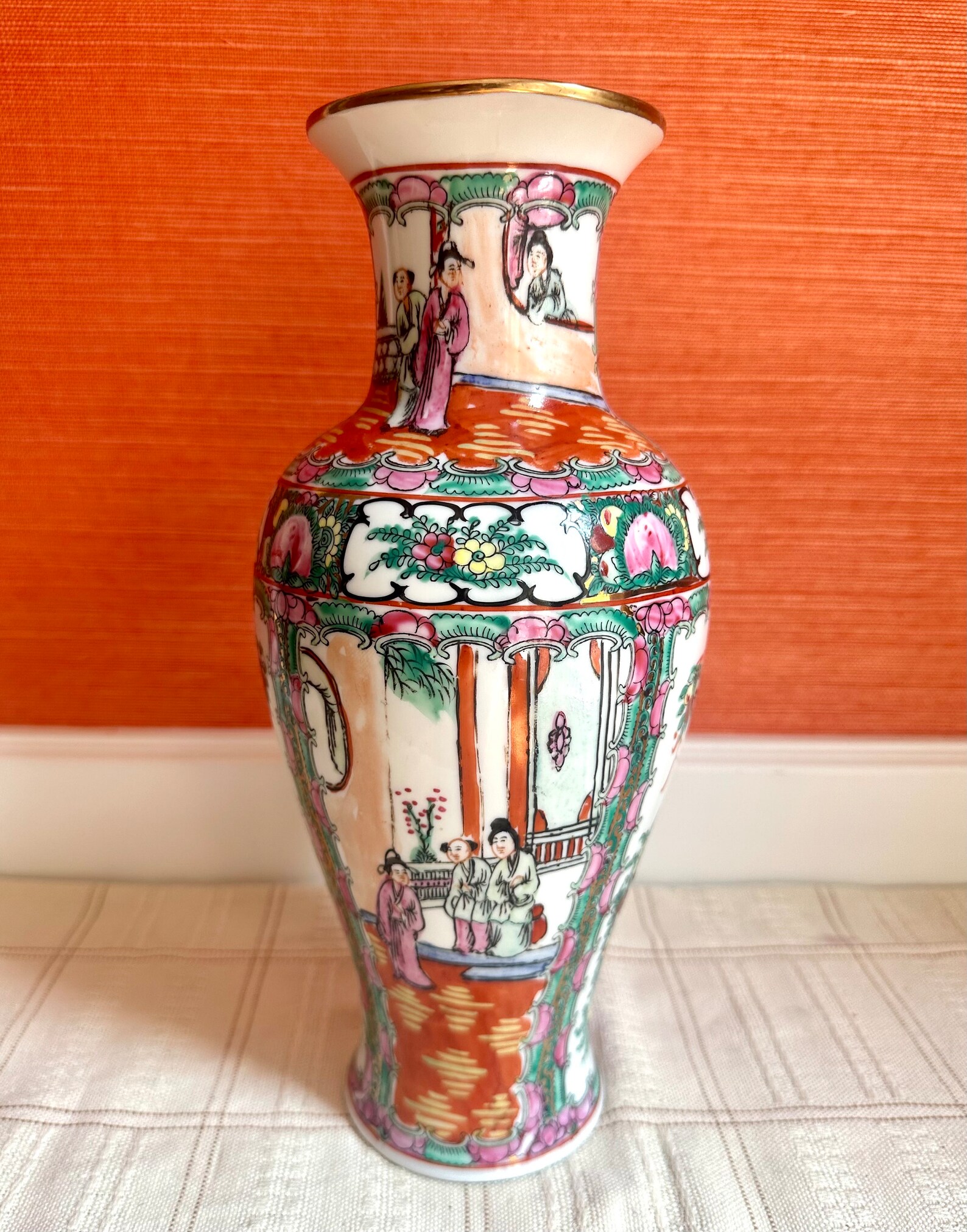 Vintage Large Asian Vase People Flowers in the Garden Gold Embellished ...