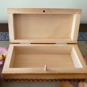 Vintage Russian Soviet Hinged Wooden Jewelry Trinket Box Hand Painted ...