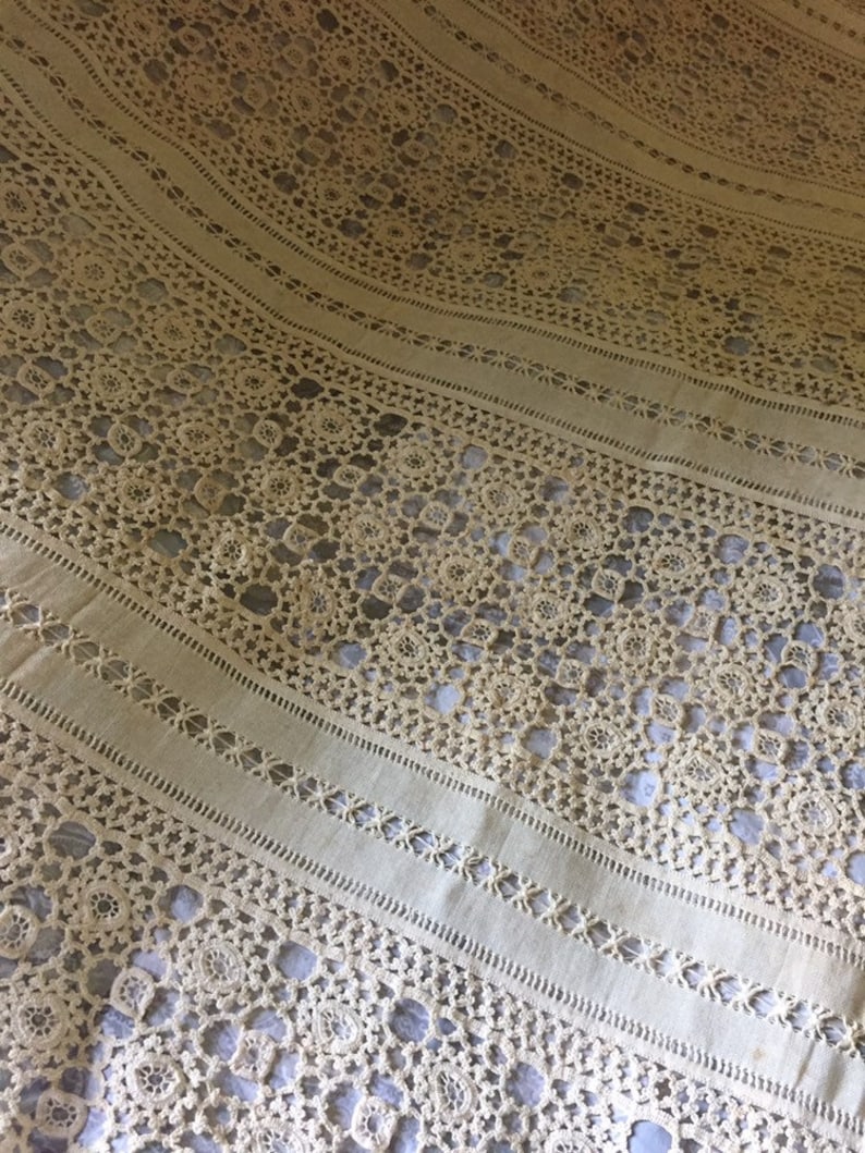 Vintage Handmade Crocheted Linen Heirloom Bedspread Coverlet Tablecloth ...