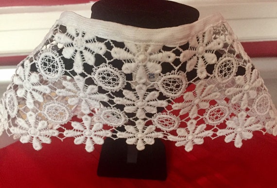 Vintage German Plauen Lace Cotton 1960's Lady's Colla… - Gem