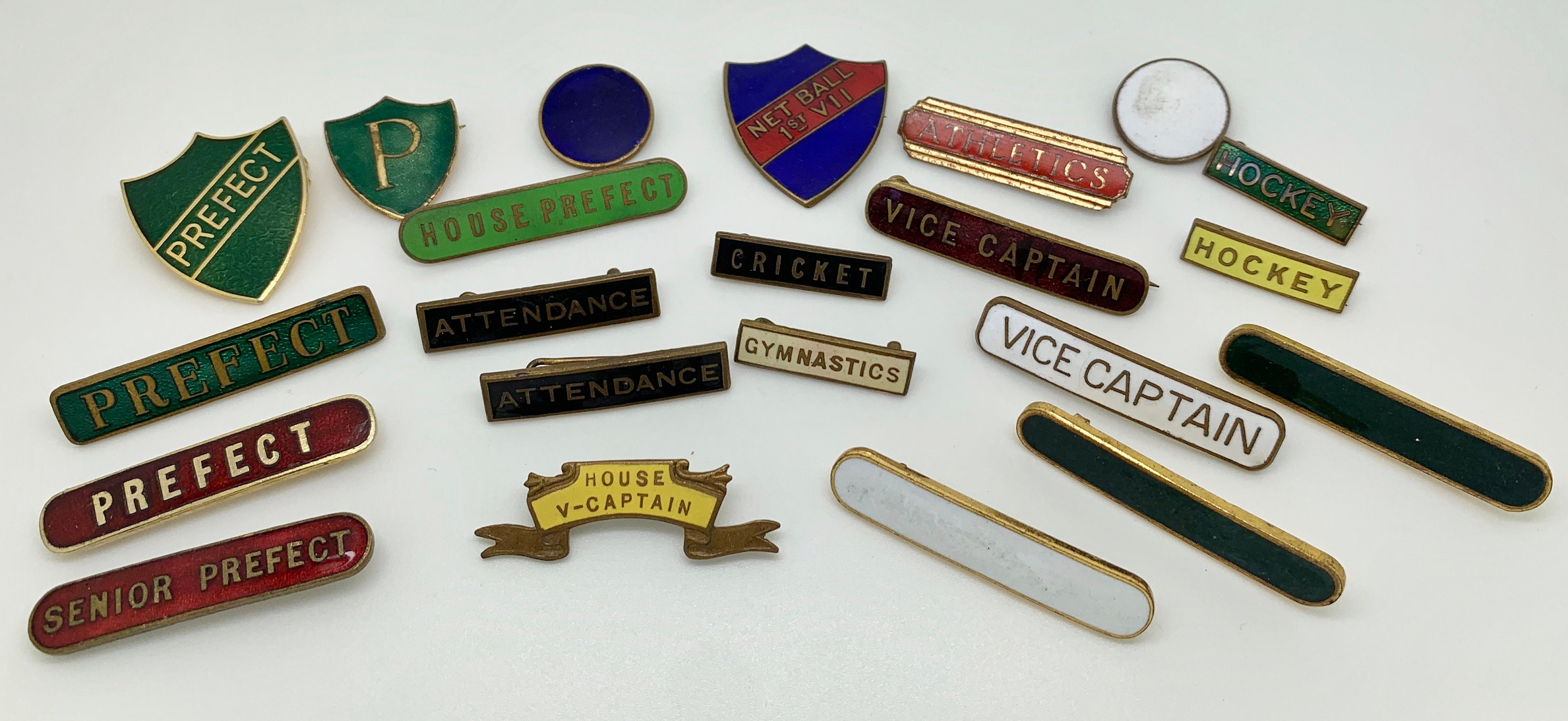 Lot of 22 Vintage School Enamel Badges Fattorini, Prefect, Senior ...