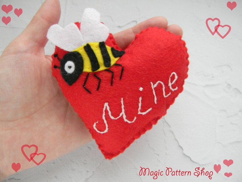 Bee mine Valentines day pattern PDF Felt heart ornaments | Etsy